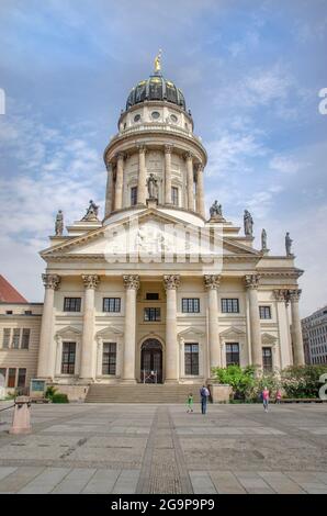 house building berlin square style of construction architecture ...