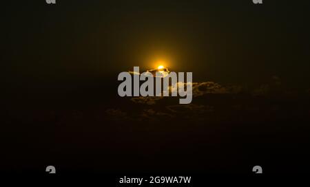 Sunset through smoke filled skies Stock Photo - Alamy
