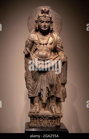 Pakistan/Afghanistan: Standing image of the Buddha, Gandhara Kingdom ...