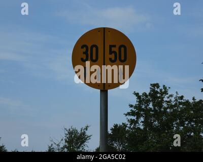 sign in germany tracked Motor Vehicles permitted. no access to motor ...