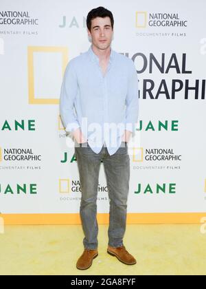 HOLLYWOOD - OCTOBER 9: Levi Fiehler attends the Los Angeles premiere of ...