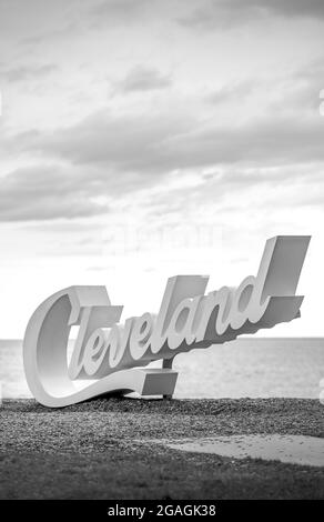 Cleveland Skyline and Script Sign Stock Photo - Alamy