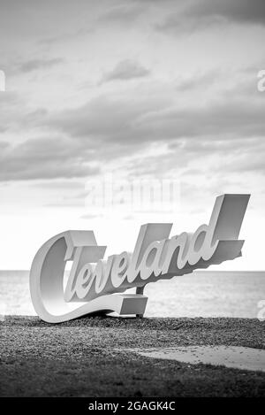 Cleveland Skyline and Script Sign Stock Photo - Alamy