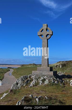 Cross, Llanddwyn Island, Anglesey Stock Photo - Alamy