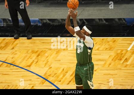 Milwaukee Bucks center Bobby Portis (9) plays against the Detroit ...