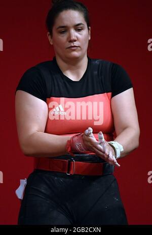 Belgian Anna Vanbellinghen pictured in action during the Weightlifting ...