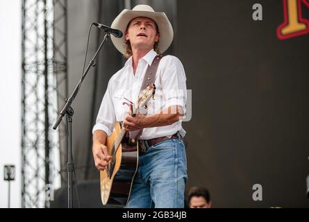 SInger Ned Ledoux performs on the mainstage during day 2 of the ...