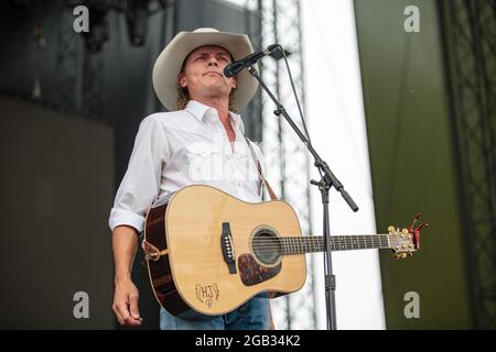 SInger Ned Ledoux performs on the mainstage during day 2 of the ...