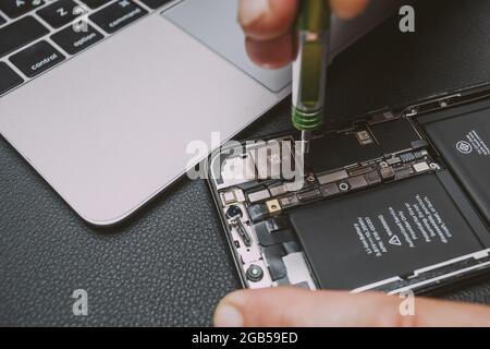 st. Bucuresti 99, Chisinau, Moldova, repair shop"Irazbil" - 20.07.2021 ...