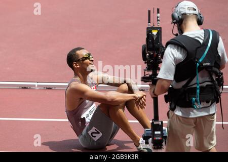 Andre De Grasse running the 200m at the 2019 World Athletics ...