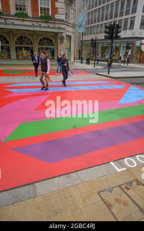 Piccadilly, London, UK. 2 August 2021. More visitors enjoying the ...