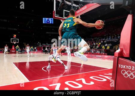 Tokyo, Japan, 5 August, 2021. Dante Exum of Team Australia in action ...
