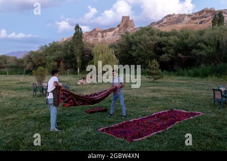 Van, Turkey. 03rd Aug, 2021. In the cemetery of the eastern Anatolian ...
