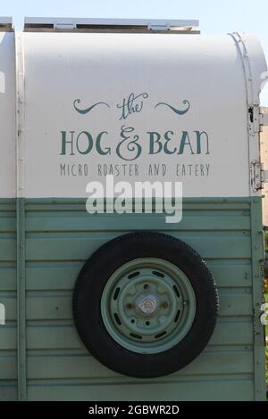 Hog and bean eatery Stock Photo - Alamy