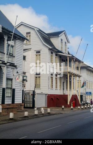 PARAMARIBO, SURINAME - AUGUST 6, 2015: Street with old colonial ...