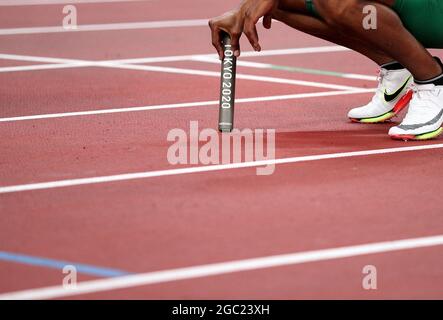 Team South Africa in the 4x400m men’s relay final at the World ...