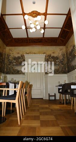 Villa Toro, Hotel Restaurant , Zgorzelec Stock Photo - Alamy
