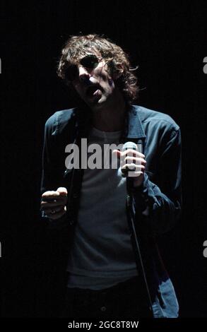 Singer, Richard Ashcroft with his wife, Kate Radley attend the premiere ...
