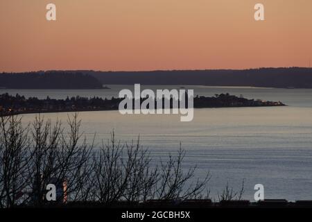 A view of Alki Beach from a point in West Seattle Stock Photo - Alamy