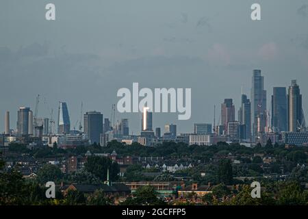 WIMBLEDON LONDON 8 August 2021. The London skyline bathed in the ...