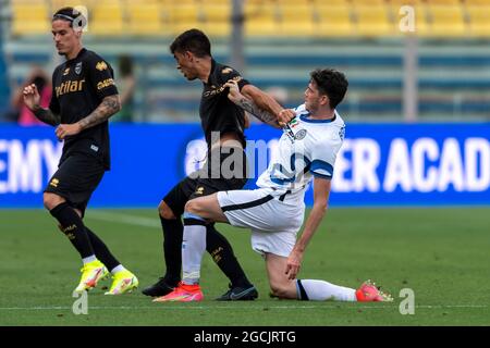 Alessandro Bastoni (Inter) Juan Brunetta (Parma) during the Italian ...