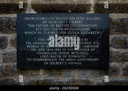 Plaque commemorating Sir Humphrey Gilbert Stock Photo - Alamy