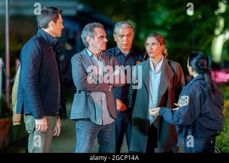 MYSTERY 101, (aka MYSTERY 101: DEADLY HISTORY), from left: Lorne ...