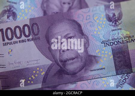 Indonesia 10000 Rupiah bank note Stock Photo - Alamy