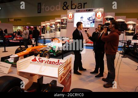 (L to R): Craig Slater (GBR) Sky Sports F1 Reporter with David Beckham ...