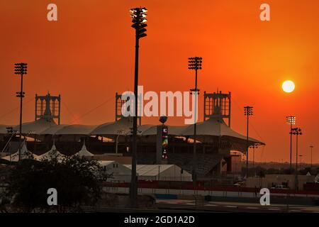 Circuit atmosphere - sunset over the track. Sakhir Grand Prix, Thursday ...