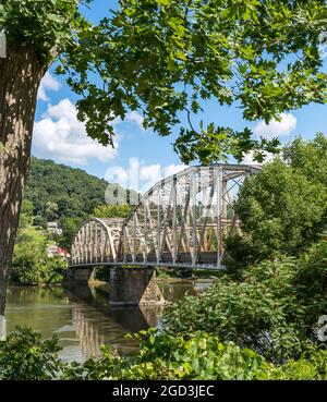 The Tidioute bridge that Buckingham streets runs on and spans over the ...