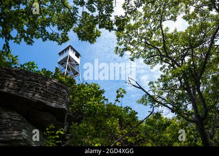 Overlook Mountain is the southernmost peak with an elevation of 3,140 ...