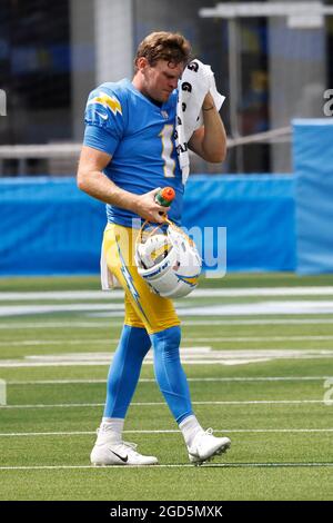 Los Angeles Chargers punter Ty Long (1) warms up before an NFL football ...