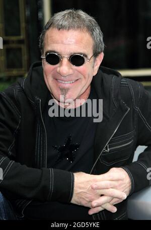 Bon Jovi drummer Tico Torres Stock Photo - Alamy