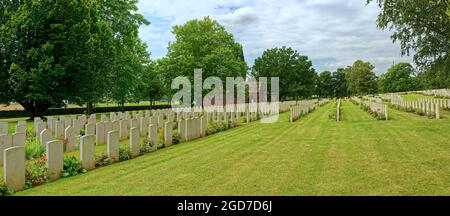 HQ Panorama - Hanover War Cemetery (CWGC) 2. WW and Military Cemetery ...