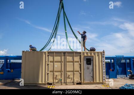 Mobile Diving and Salvage Unit (MDSU) 2 Command Master Chief Scott ...