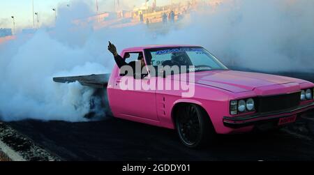 Ultimate Burnout Challenge, Perth Motorplex, Perth, Western Australia ...