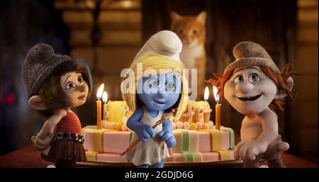 VEXY,SMURFETTE,HACKUS, THE SMURFS 2, 2013 Stock Photo - Alamy