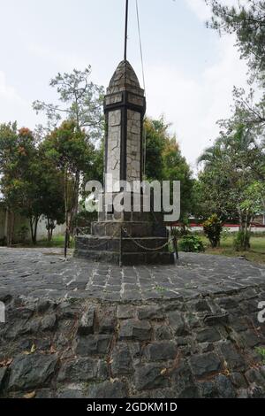 Potlot Monument (Pencil Monument). called the Potlot Monument because ...