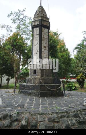 Potlot Monument (Pencil Monument). called the Potlot Monument because ...