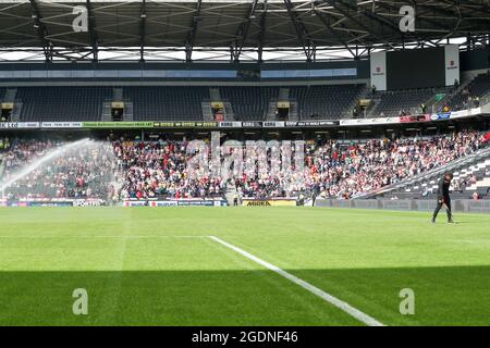 MILTON KEYNES, UK. AUG 14TH Milton Keynes Dons Mo Eisa is fouled by Sunderland's captain Corry ...