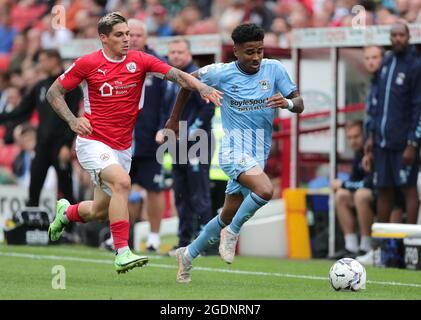 Barnsley's Dominik Frieser during the Sky Bet Championship match at the ...