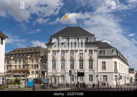 Tourist visit Bonn market square in front of old town hall Stock Photo ...