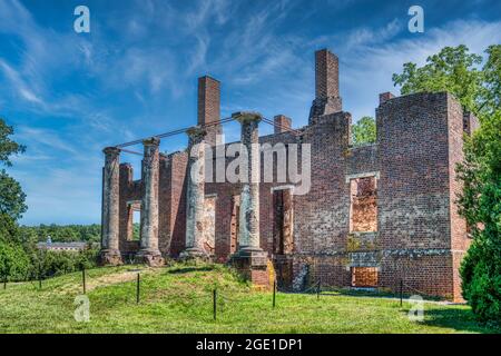 The rear of the Barboursville Ruins Plantation Mansion designed by ...