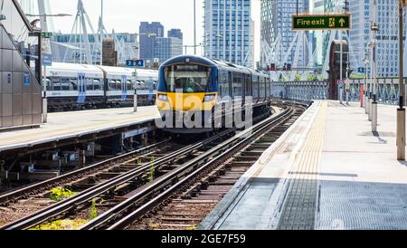 A 707 City Beam train leaves Charing Cross station. The train is one of ...