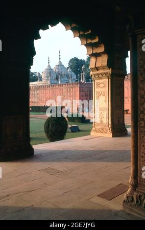 India Delhi The Red Fort Pearl Mosque Moti Masjid Stock Photo - Alamy