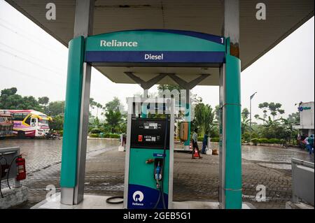 Reliance BP Mobility Ltd, the fuel marketing joint venture of India's ...