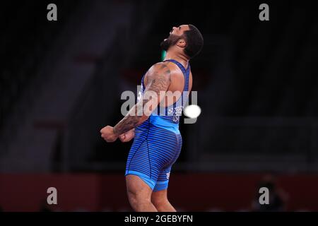Gable Dan STEVESON (USA) (blue) vs Geno PETRIASHVILI (GEO) (red) in the ...
