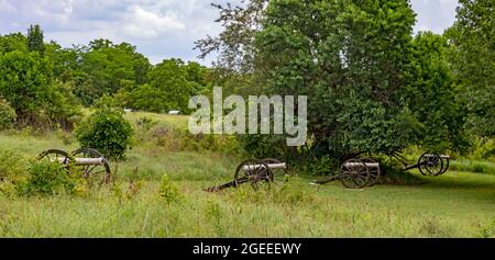 Republic, Missouri - Artillery on Bloody Hill at Wilson's Creek ...