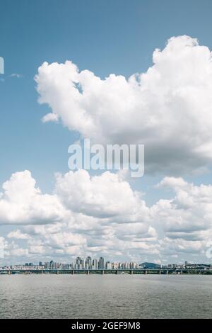 Han river park Dongjak Daegyo bridge and modern buildings in Seoul ...